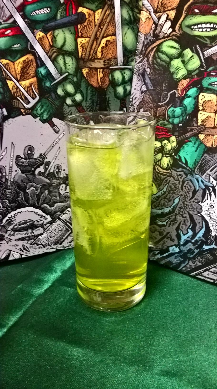 Cowabunga! (Teenage Mutant Ninja Turtles) – Superhero Cocktails