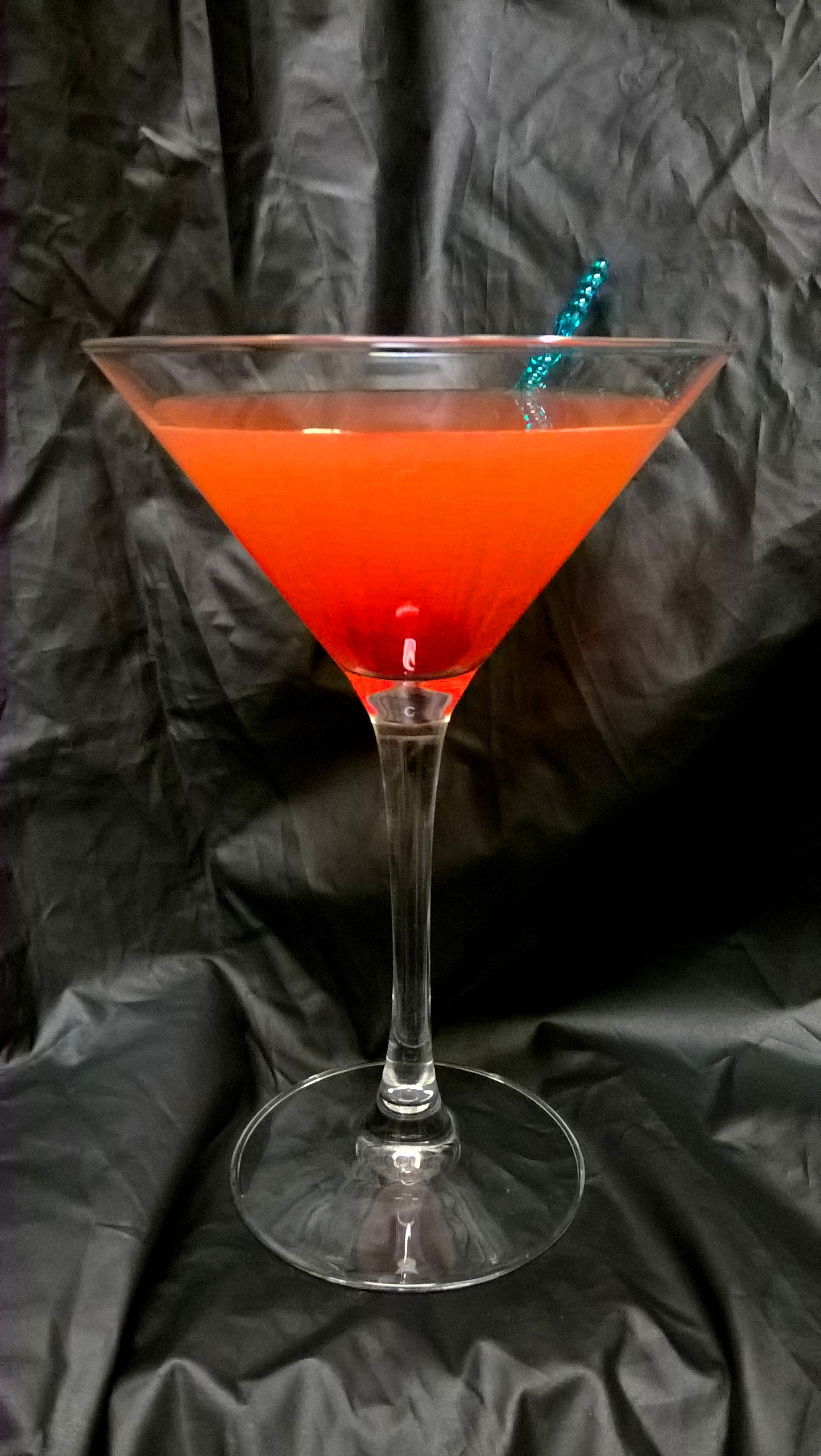 Cherry Tequila (Spider-Man and Deathstroke revisited) – Superhero Cocktails