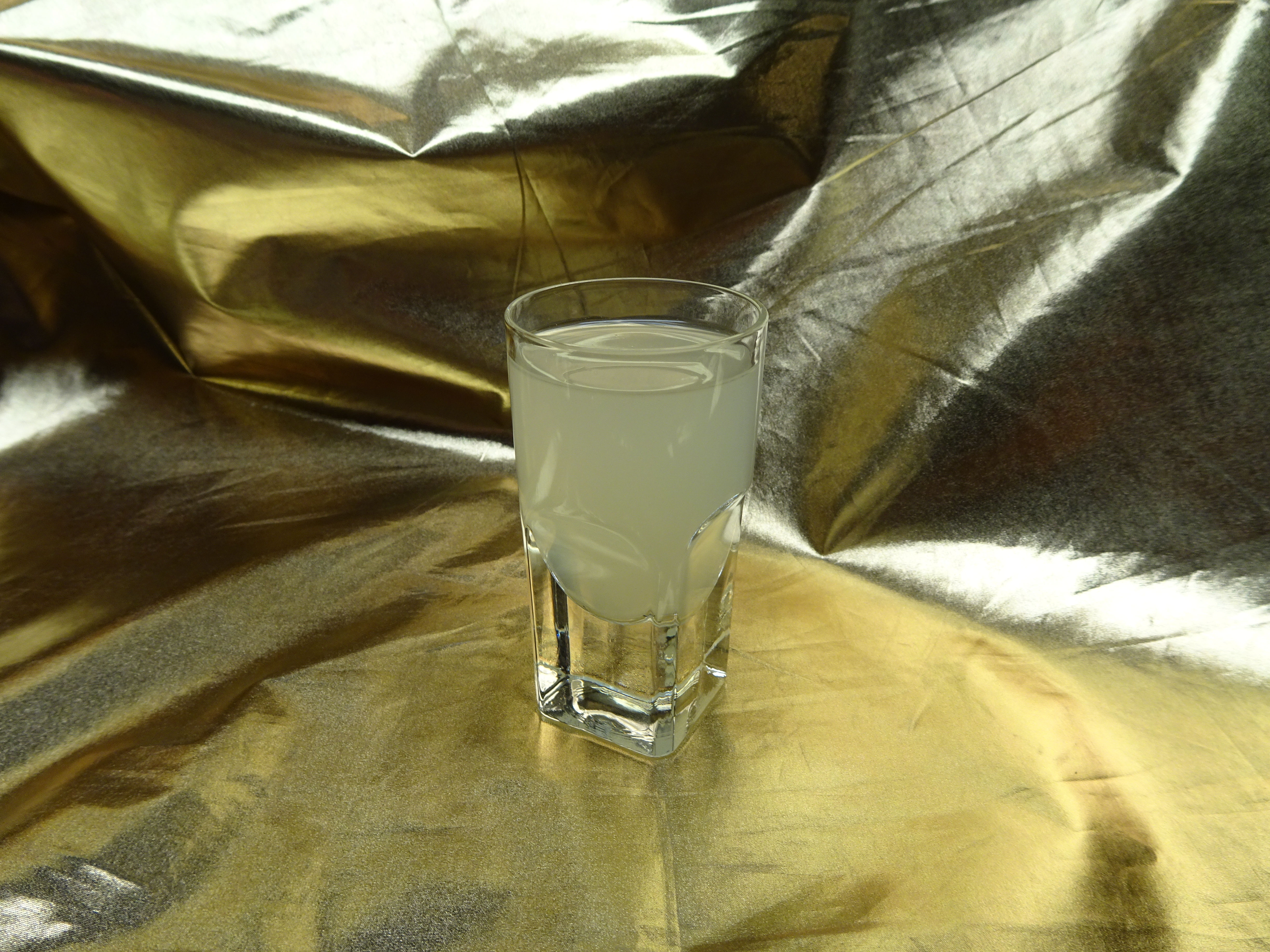 White Wine (Mordru, Quicksilver) – Superhero Cocktails